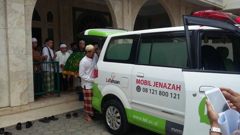 Mobil Jenazah – Inisiatif Zakat Indonesia