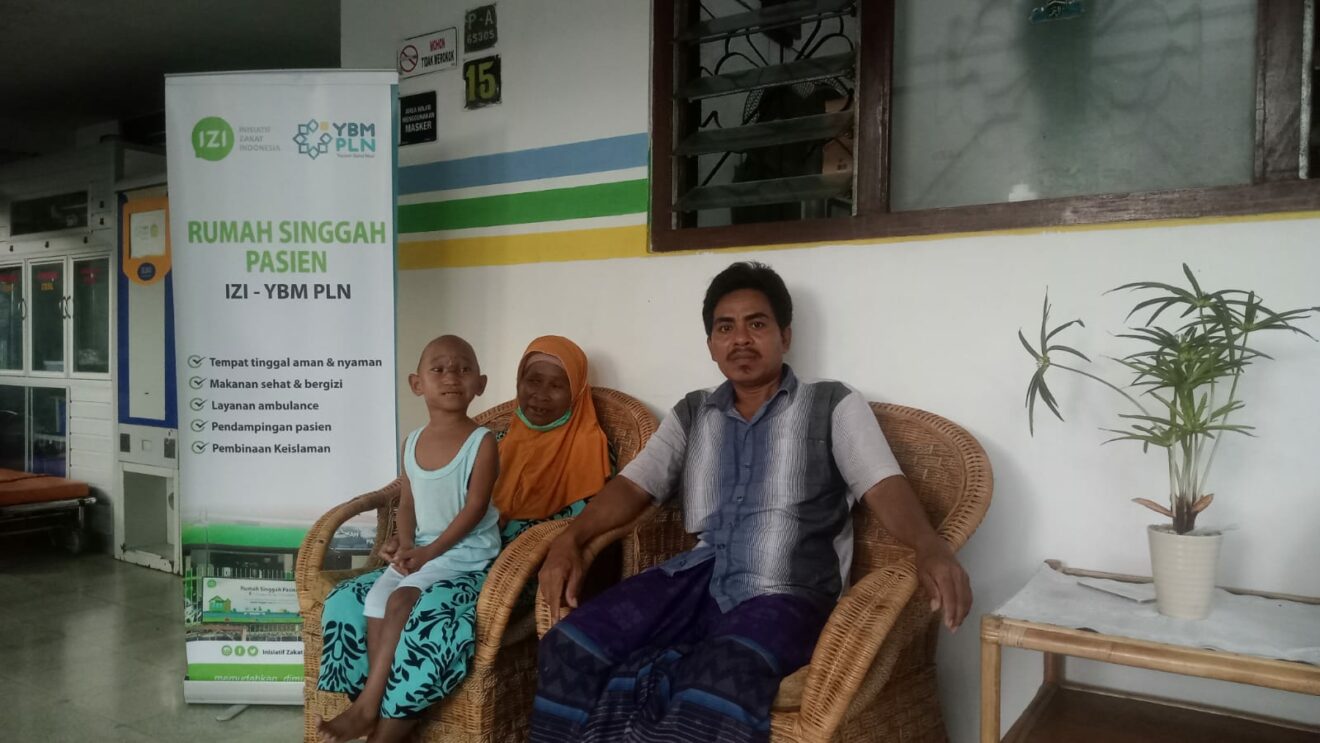 RSP YBM PLN-IZI Jawa Timur Bantu Aini, Balita Yatim Piatu yang Mengalami Hidrosefalus ...