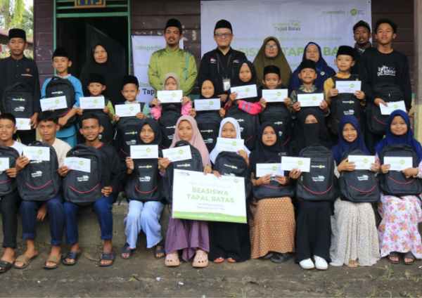 Resmi Luncurkan Program Beasiswa Tapal Batas Kolaborasi Tokopedia & IZI Riau – Inisiatif Zakat ...