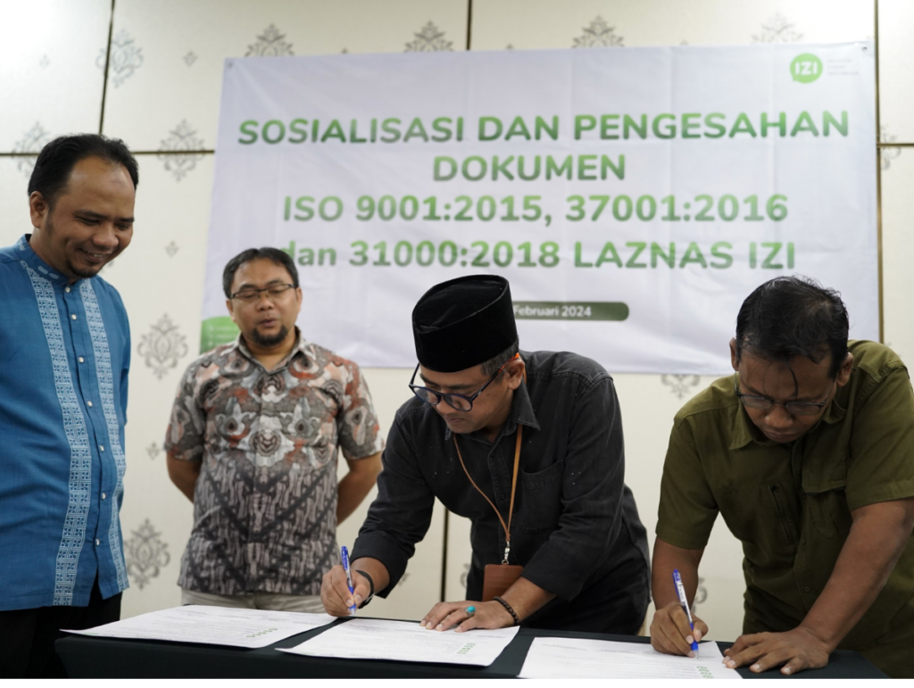 PENERAPAN 3 STANDAR ISO PADA SEMUA LINI DAN FUNGSI, LAZNAS IZI ADAKAN SOSIALISASI DAN PENGESAHAN ...